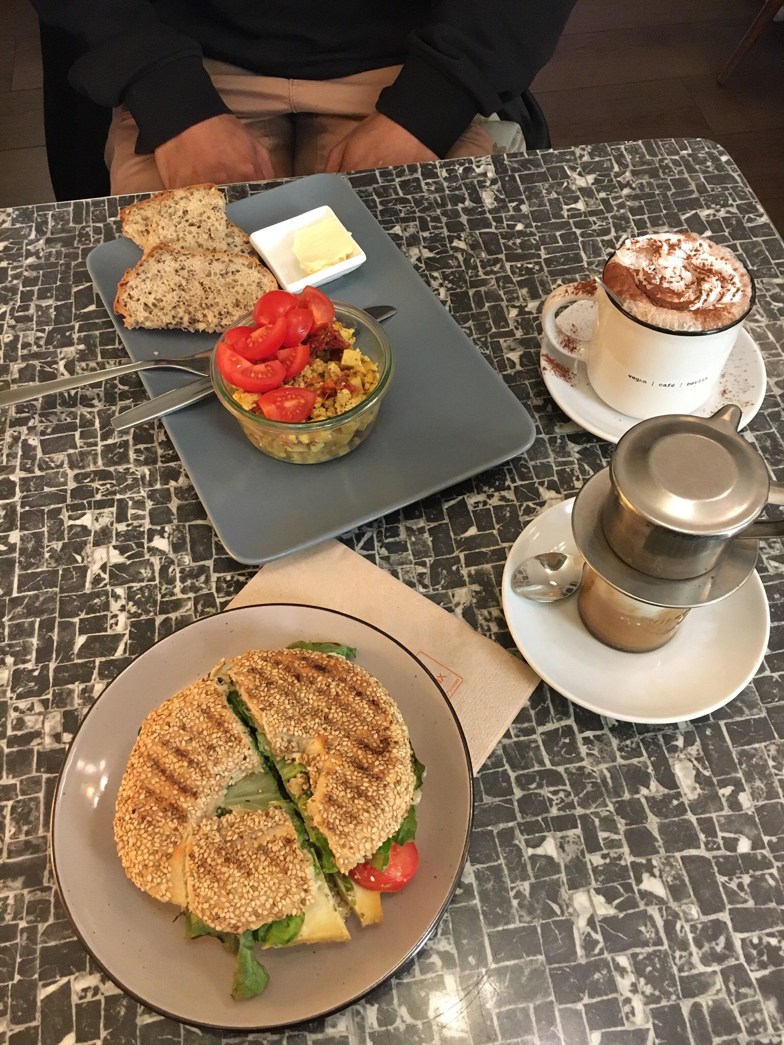 Discover Berlin’s vegan paradise: Lidian’s 8 favorite restaurants - A ...
